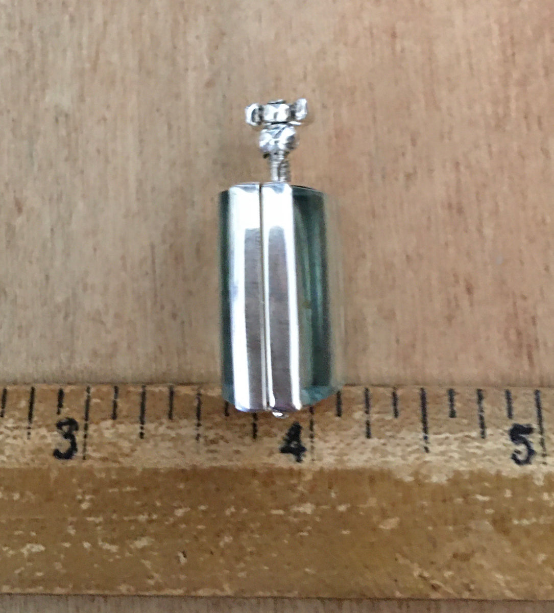 Standard size sterling square locket – Jessimports